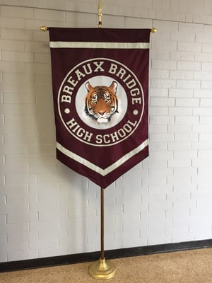 Gonfalon: shapes, options, & accessories