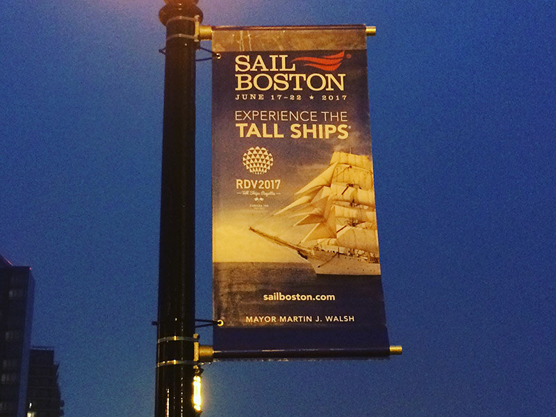 Banner Hardware | Accent Banner